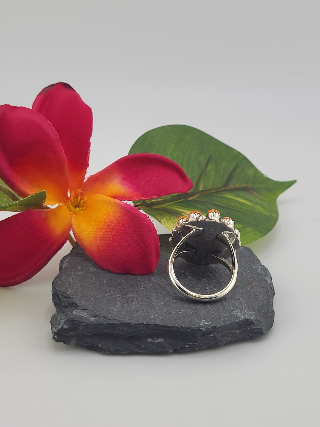 Spiny Oyster Needlepoint Ring – The Collective Jewelry & Gems