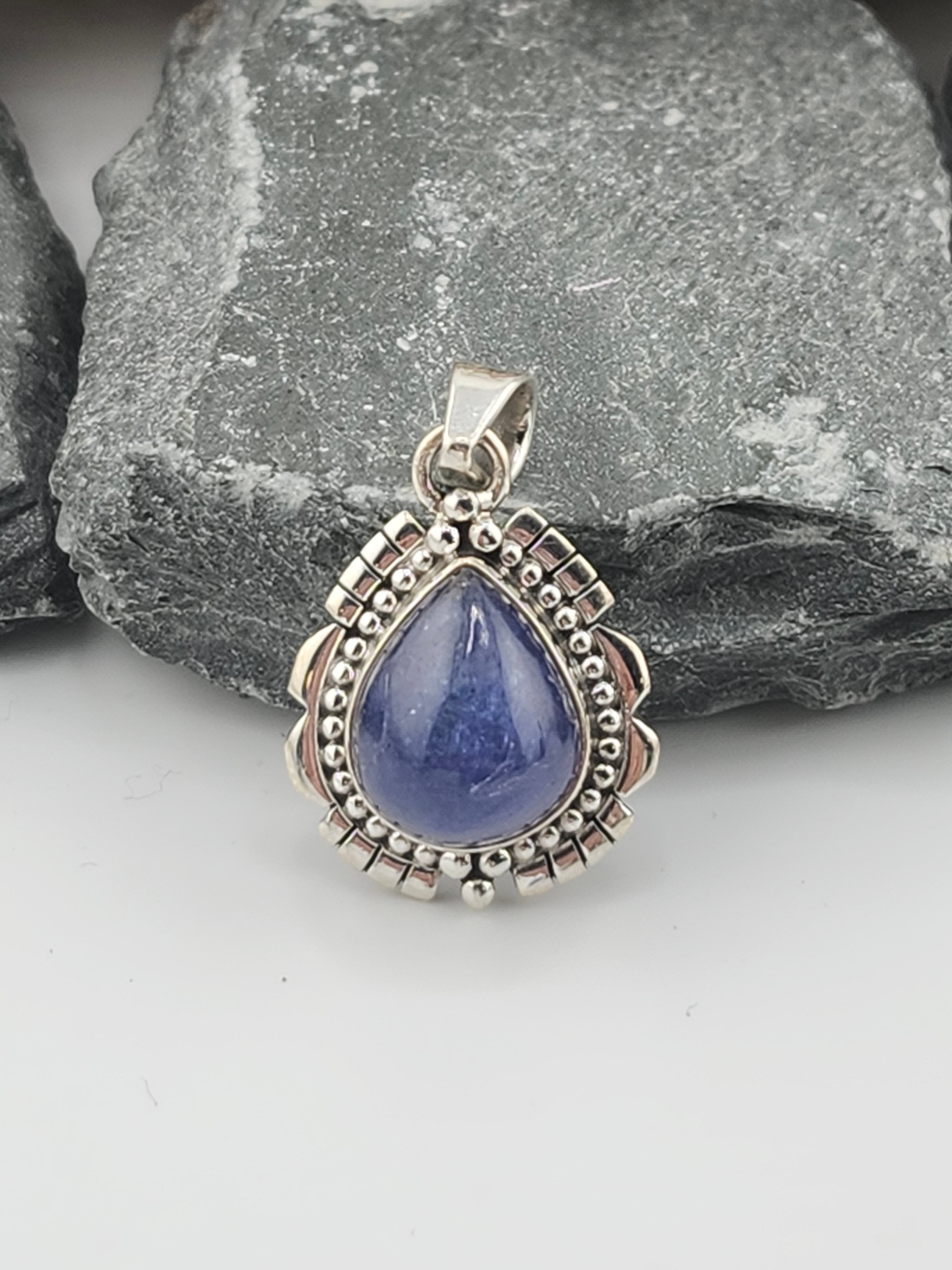 Tanzanite Teardrop Pendant – The Collective Jewelry & Gems
