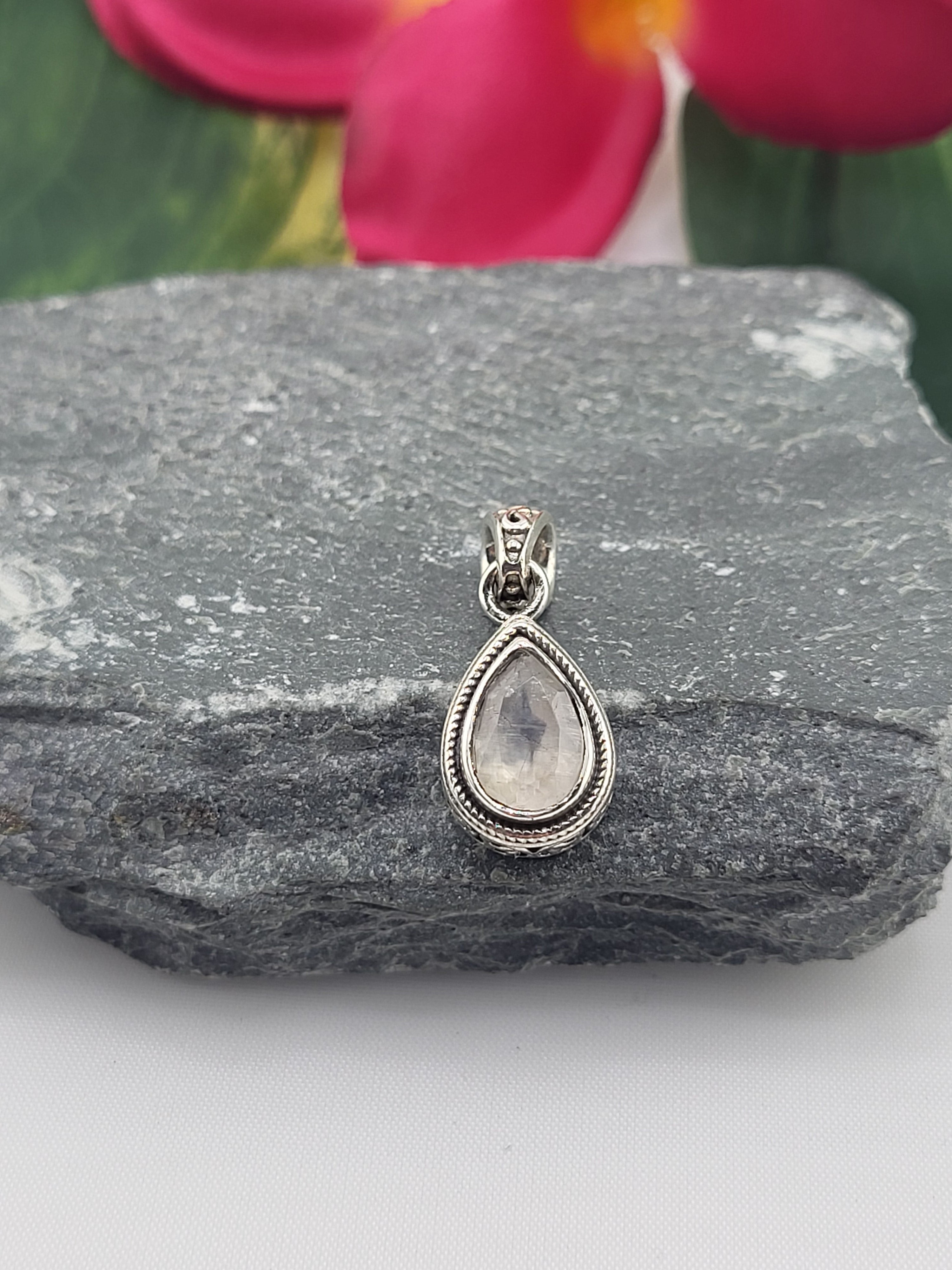 Moonstone Teardrop Pendant – The Collective Jewelry & Gems